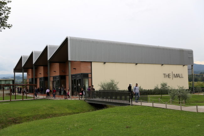 Visiting The Mall Luxury Outlets in Tuscany - David's Been Here