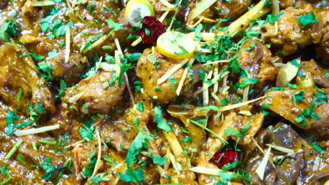 VIDEO: Lahore Street Food Masters!! Rooster Karahi, Laddu Peethi & Butt ...